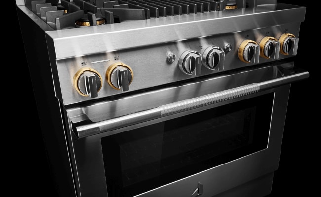 9 Types of Kitchen Appliances for High-End Homes | JennAir